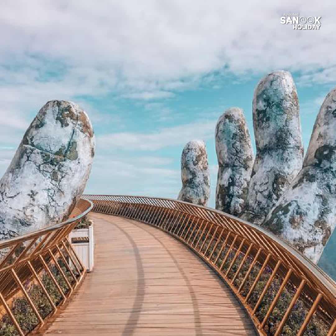 สะพานมือยักษ์ Golden Bridge ชมวิวสุดปังบนบานาฮิลล์
